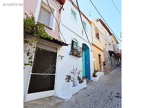 BURÇİN EMLAKTAN SATILIK AVLULU TAS EV - Satılık Müstakil Ev İlanları ...